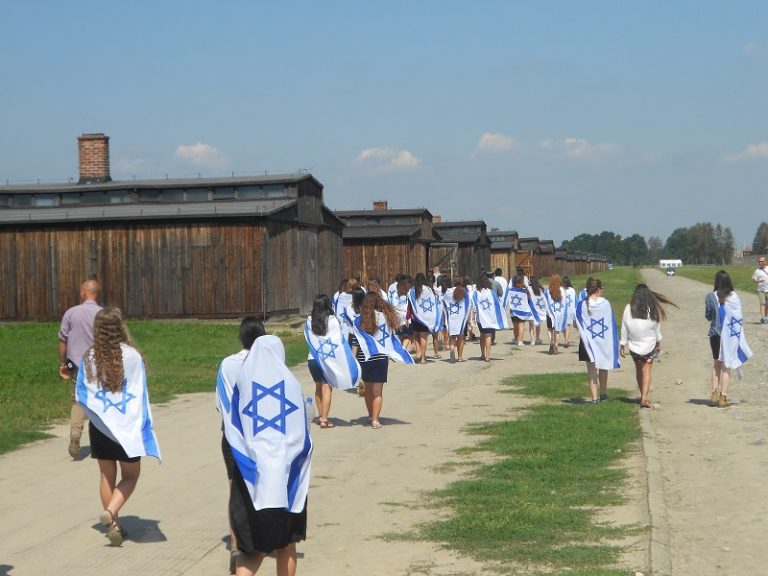 Aušvic - mesto koje nosi ožiljak tamne strane ljudskog bića